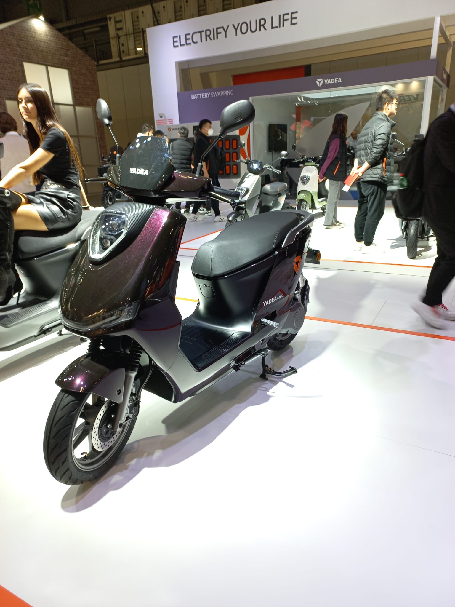 Yadea eletrifica com a Revelação de Dois Novos Modelos na EICMA 2022 ...